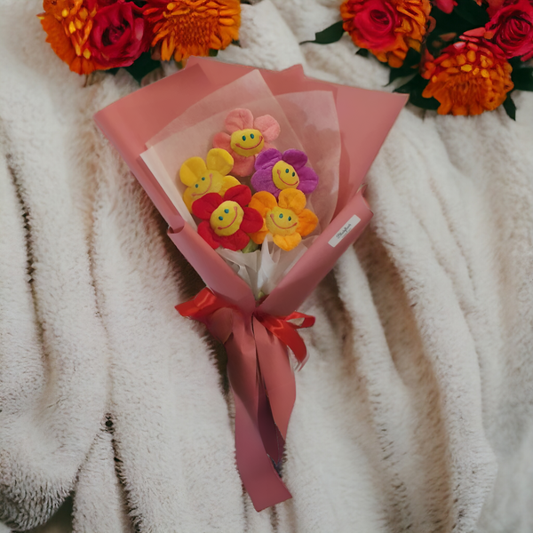 Smiley Plushy Bouquet – Bloomflower